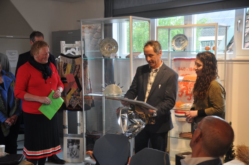 Foto's onthulling Informatiebord Liberator | Nieuws | Historisch ...